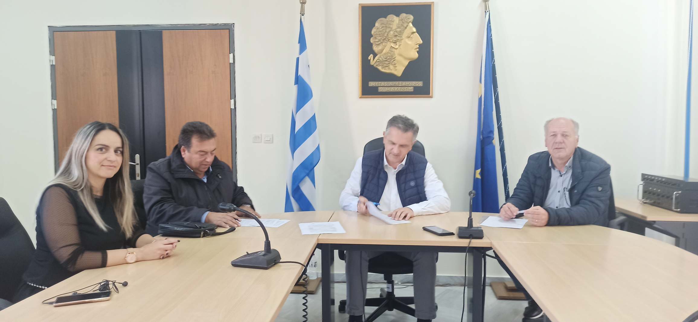 » Τη σύμβαση για την υλοποίηση του έργου: «Οδικές προσβάσεις σε ...