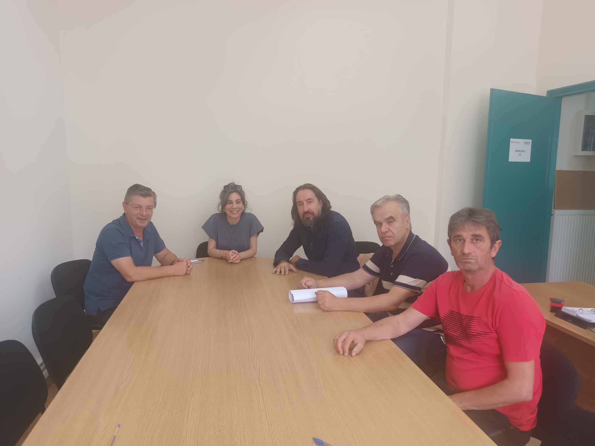 » Δήμος Κοζάνης: Ο Μορφωτικός-Πολιτιστικός Σύλλογος «Πλατάνια» στέκεται ...