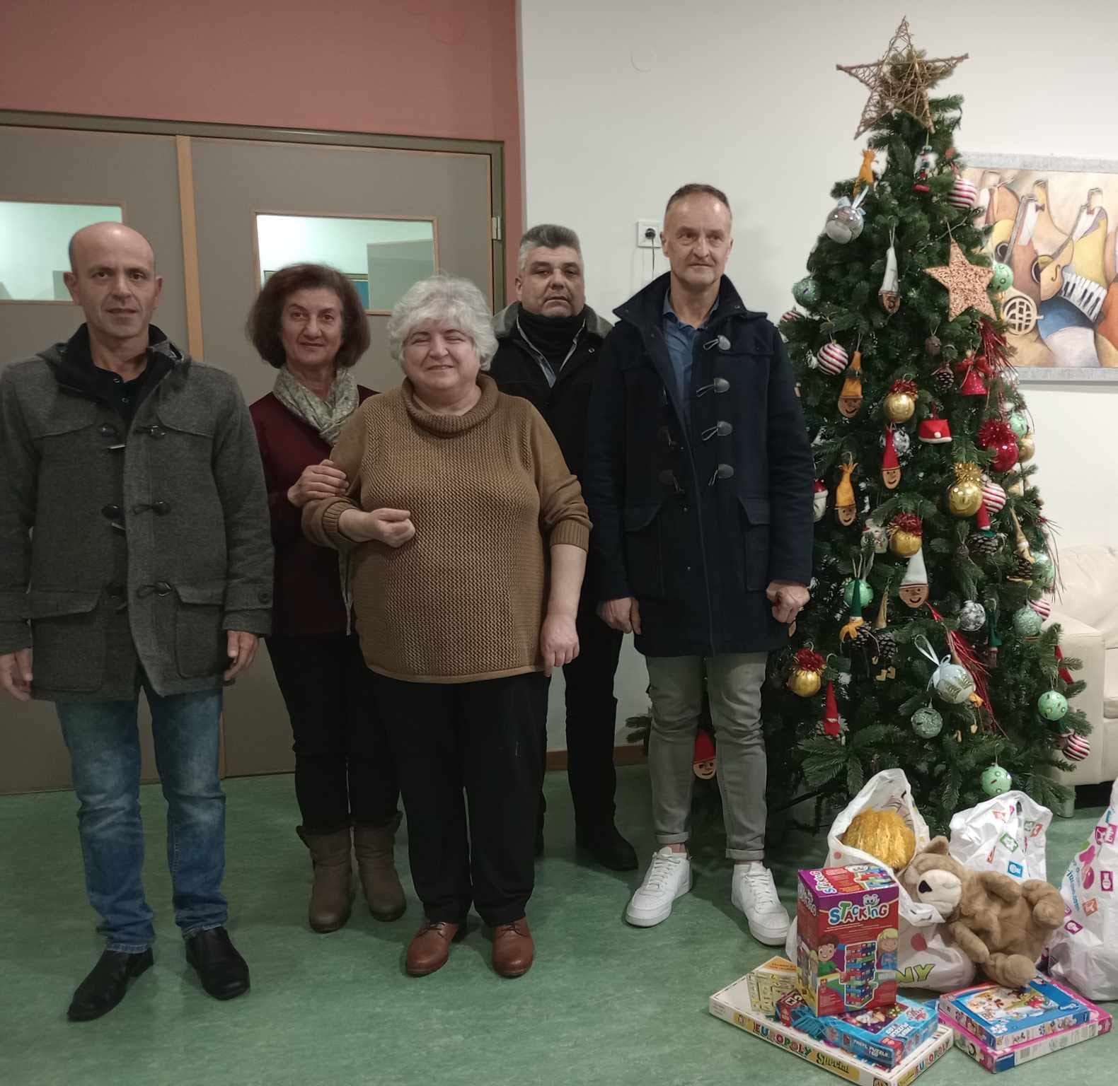 » Διάθεση παιχνιδιών στο Σύλλογο Γονέων Ατόμων με Αυτισμό Ν. Κοζάνης ...