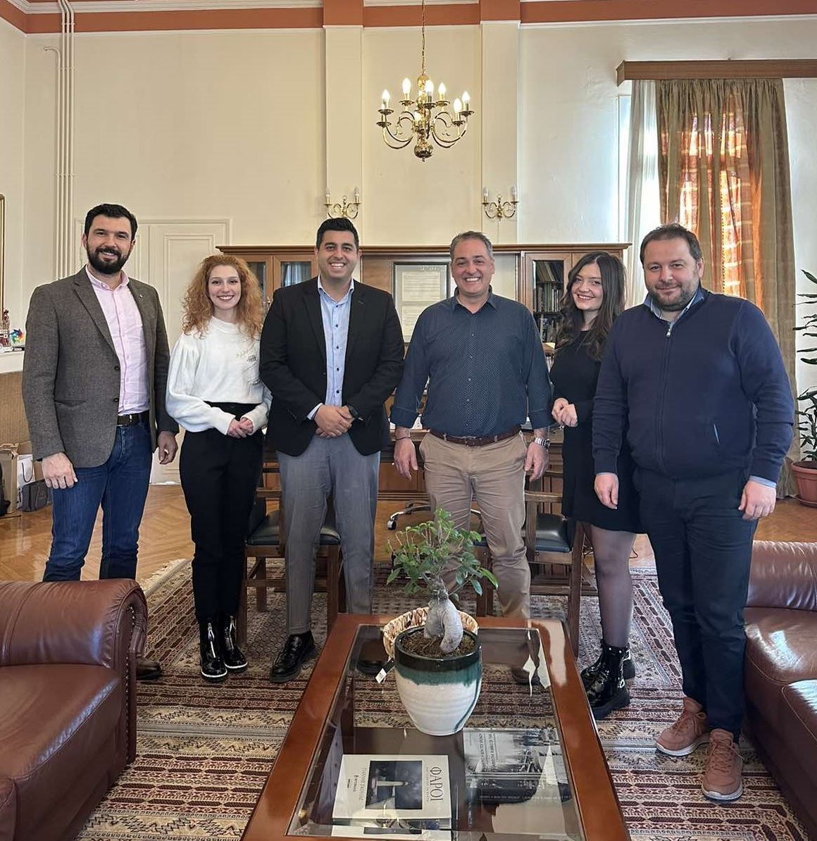 » Συνάντηση του Δημάρχου Κοζάνης Γιάννη Κοκκαλιάρη με στελέχη του ...