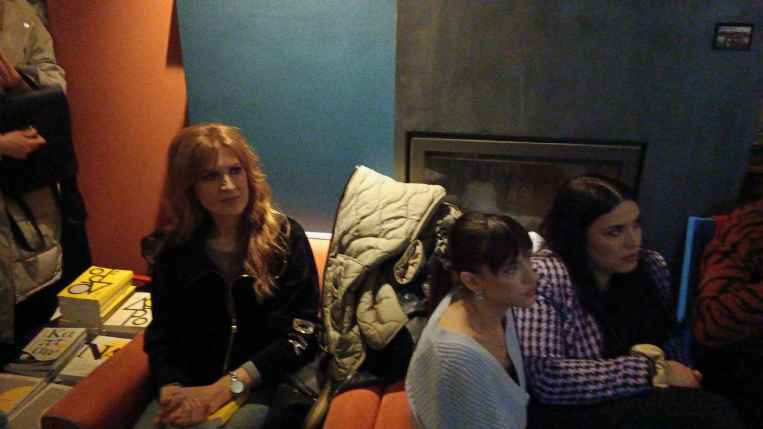 » kozan.gr: Κοζάνη: Πολύς κόσμος στην ομιλία του Στέφανου Ξενάκη με θέμα «10 ΦΩΤΟΓΡΑΦΙΕΣ-10 ...