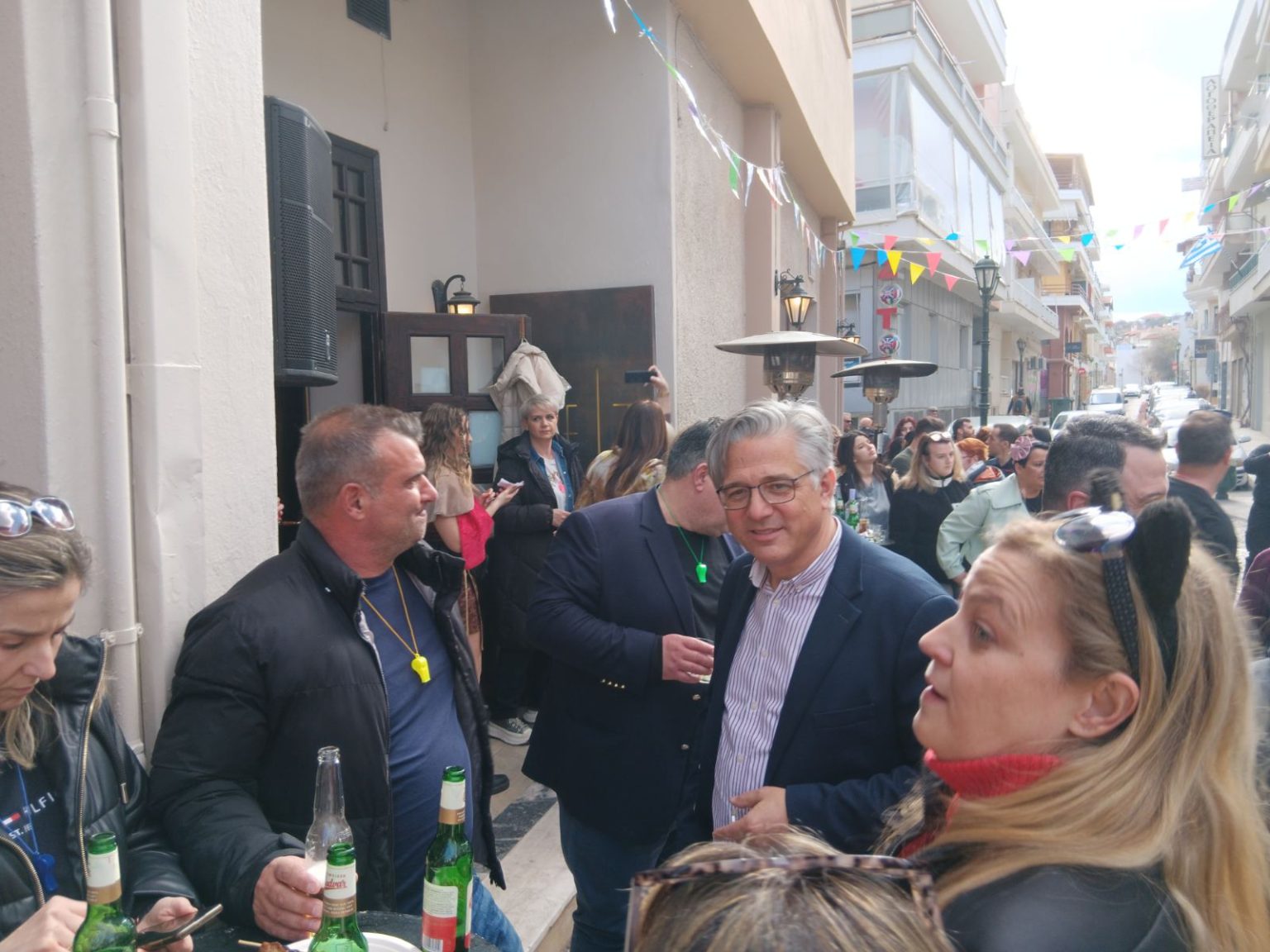 » Kozan.gr: Πρώτες 90 φωτογραφίες & βίντεο 18 λεπτών από γλέντι με ...