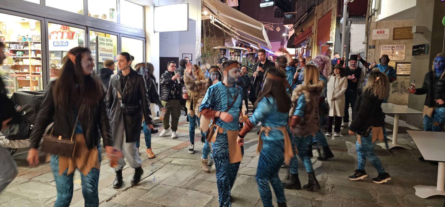 » Kozan.gr: 00:25 π.μ: Ξεσήκωσε την κεντρική πλατεία της Κοζανης η ...