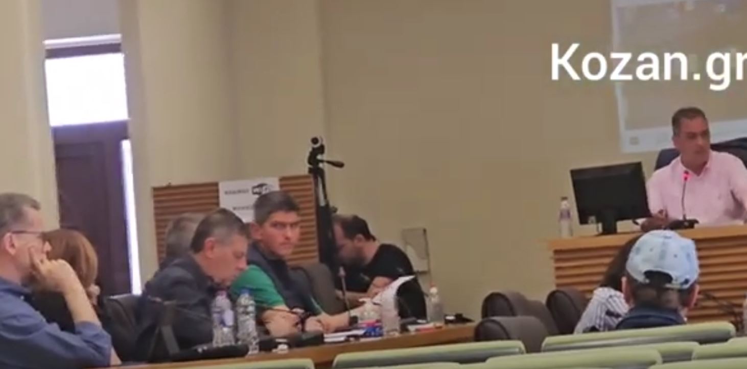 » kozan.gr: Ο Δήμαρχος Κοζάνης Γ. Κοκκαλιάρης εξήγησε, μετά από ερώτηση του Λ. Μαλούτα που ...