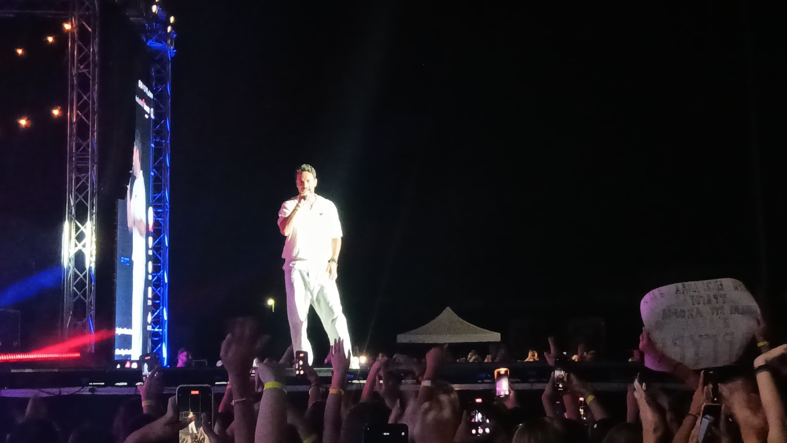 » kozan.gr: Ο Κωνσταντίνος Αργυρός απογείωσε τη μουσική σκηνή στο ΔΑΚ Κοζάνης στη μεγάλη του ...