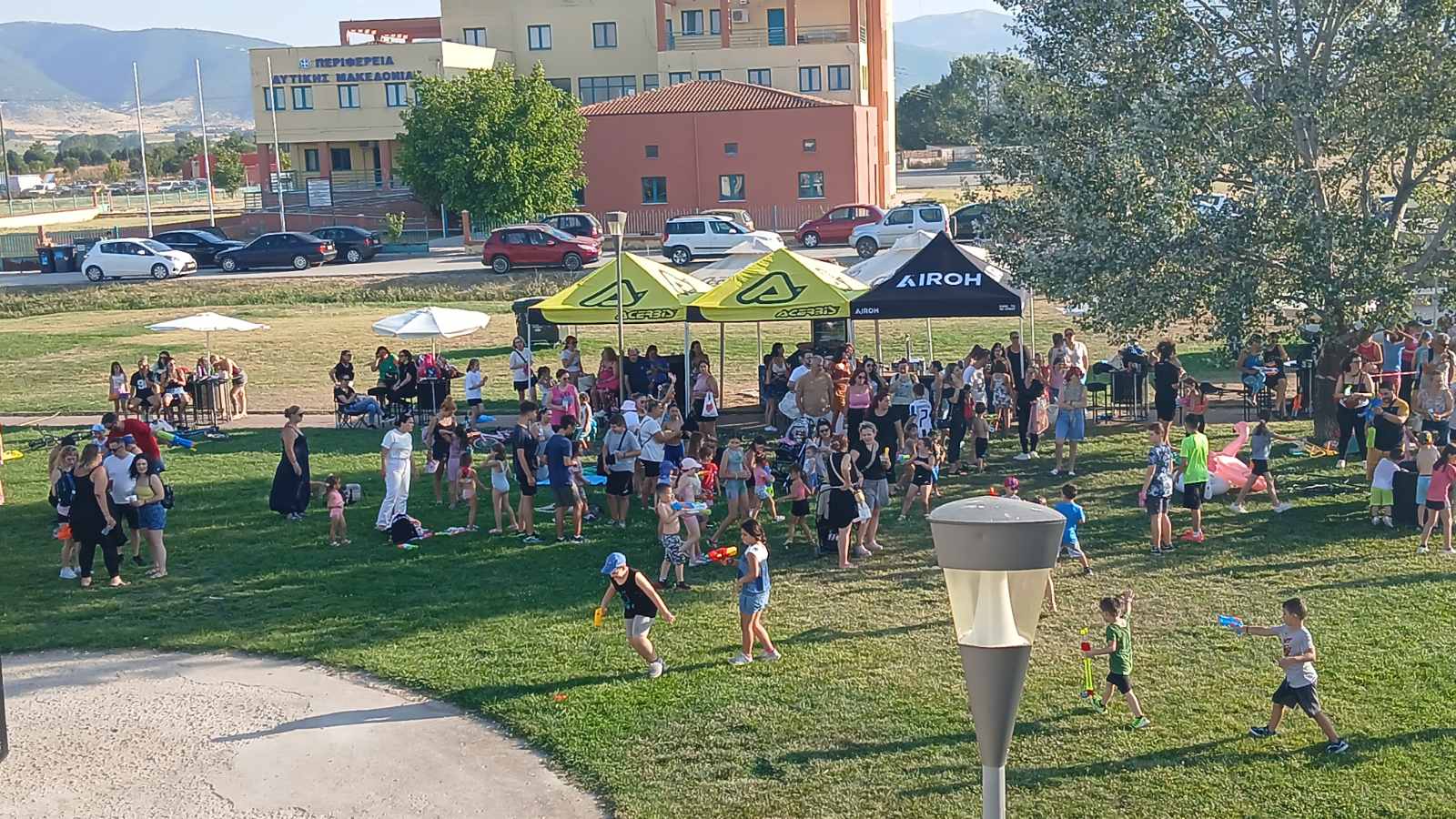 » kozan.gr: Πτολεμαίδα: Μουσική, χρώματα, νερόμπαλες και καλοκαιρινή διάθεση στο Πάρκο Εκτάκτων ...