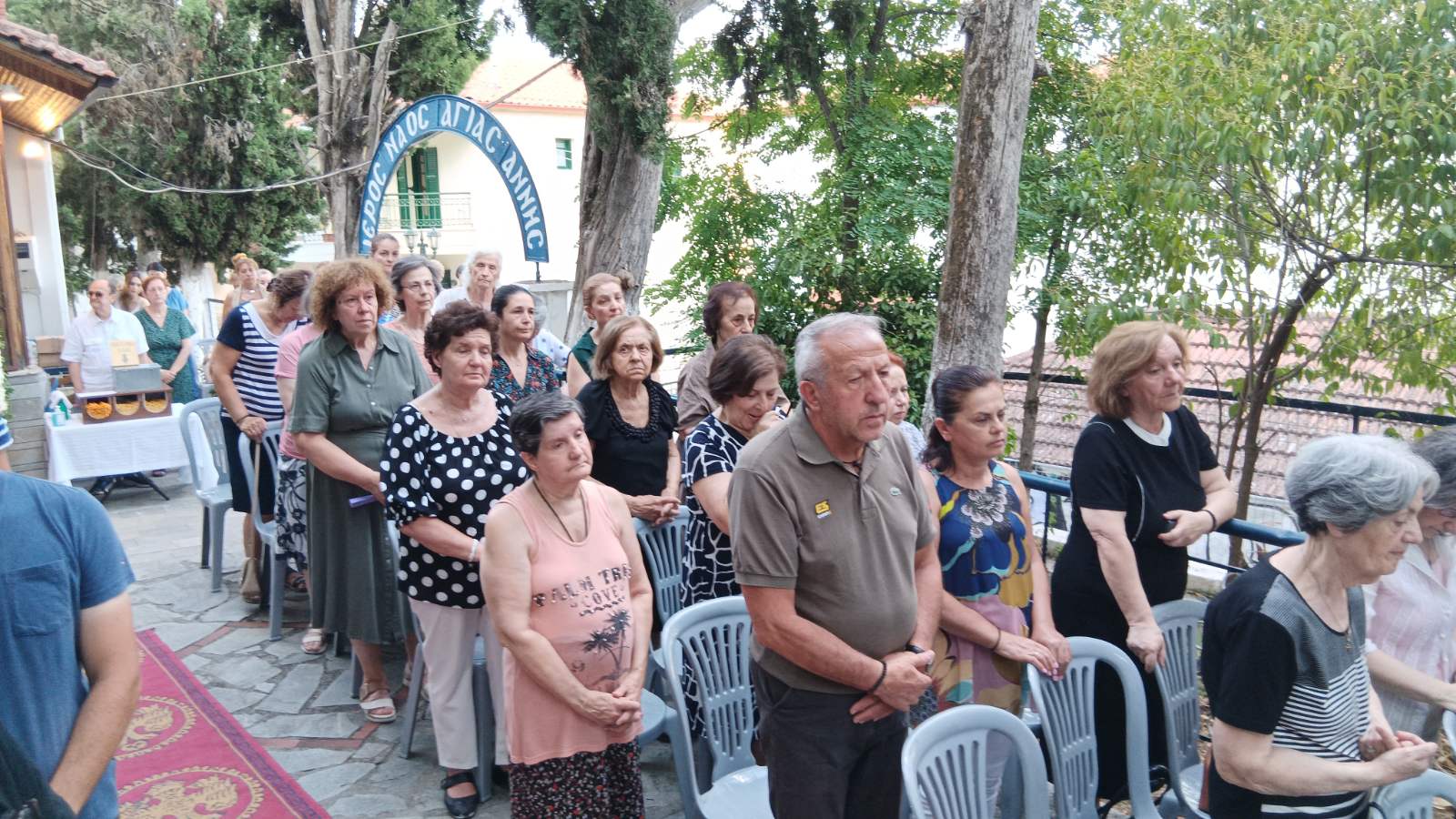 » kozan.gr: Κοζάνη: Παρουσία αρκετών πιστών πραγματοποιήθηκε, το απόγευμα της Πέμπτης 24/7 ...