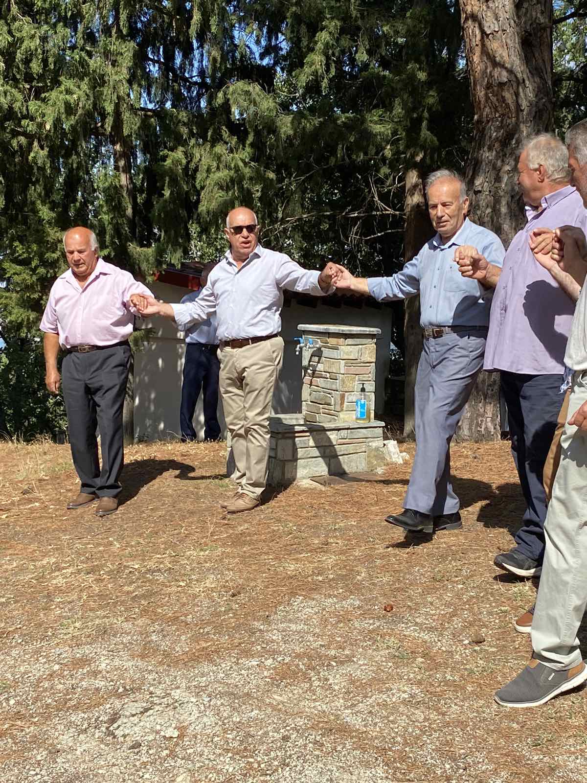 » kozan.gr: O εορτασμός της Κοίμησης της Θεοτόκου στο Παλαιογράτσανο του Δήμου Βελβεντού ...