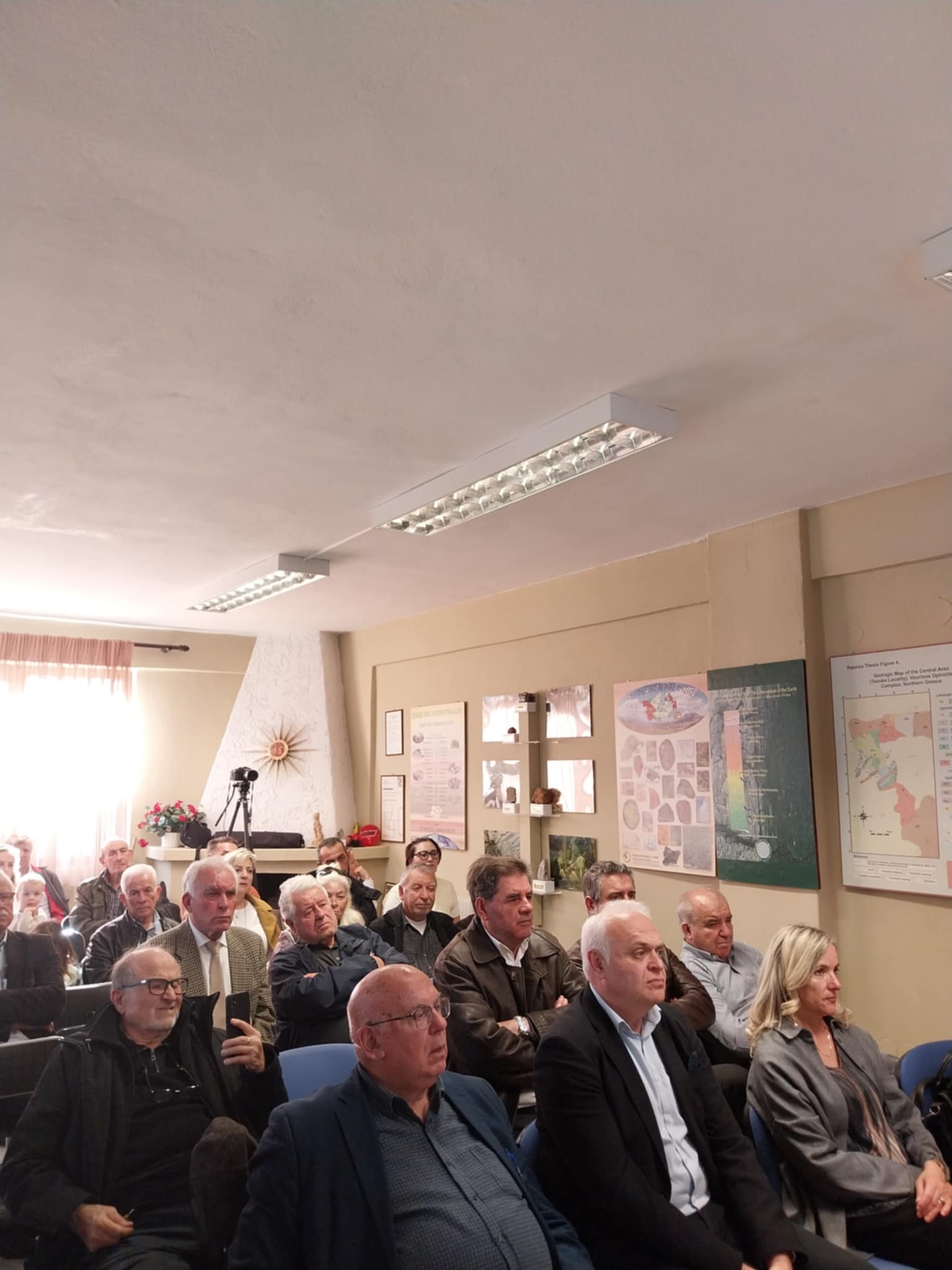 » kozan.gr: Xρώμιο Κοζάνης: Τα φλογερά μάτια της Άννας: Μια εκδήλωση βαθιάς συγκίνησης που ...