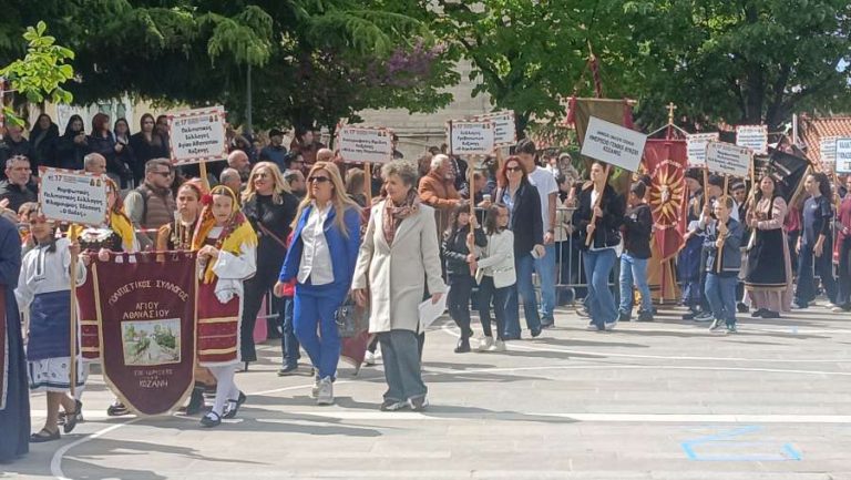 » kozan.gr: Μικροί χορευτές “έκλεψαν την παράσταση” στην Κοζάνη – Με ...